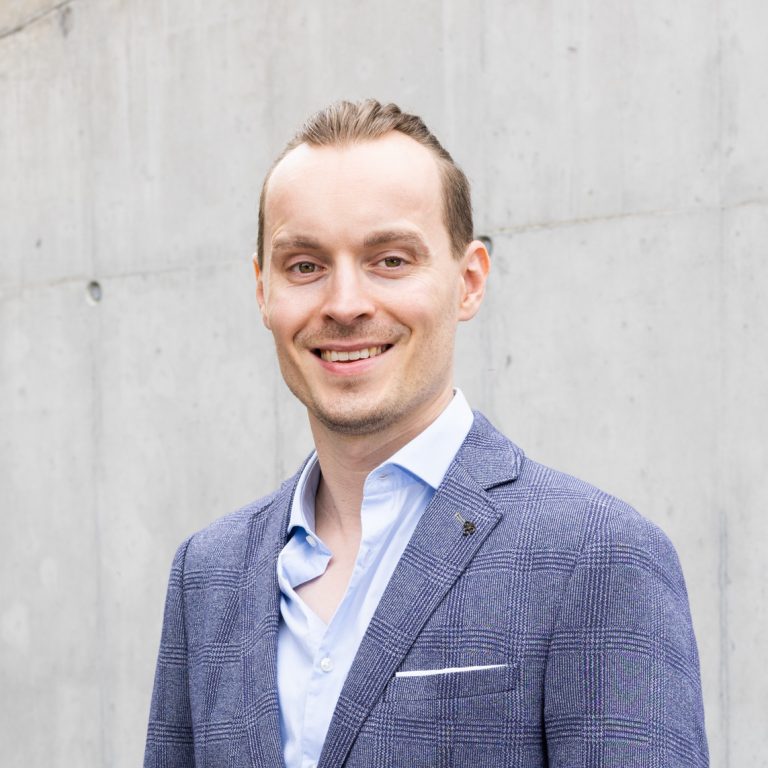 Holycode | Tech Solutions to Scale