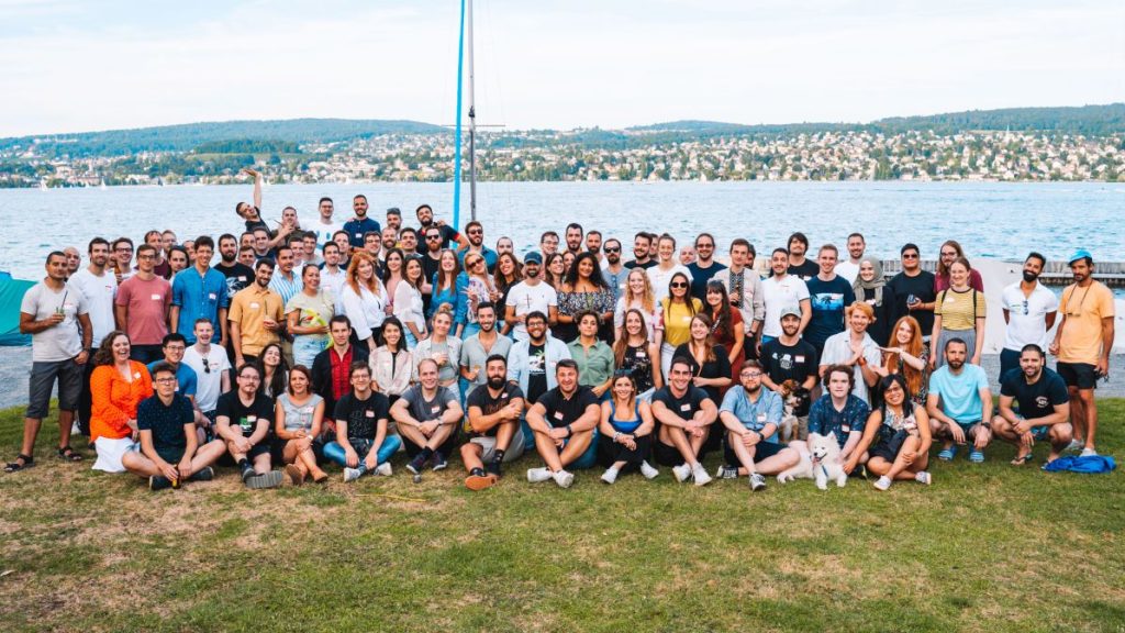 Smallpdf | PDF tools company | Holycode